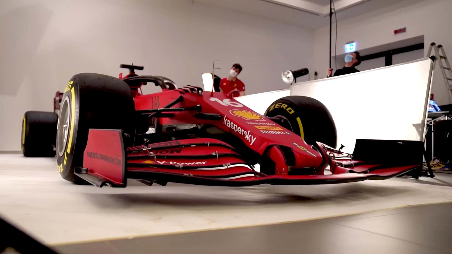 Details des Ferrari SF21 im Video