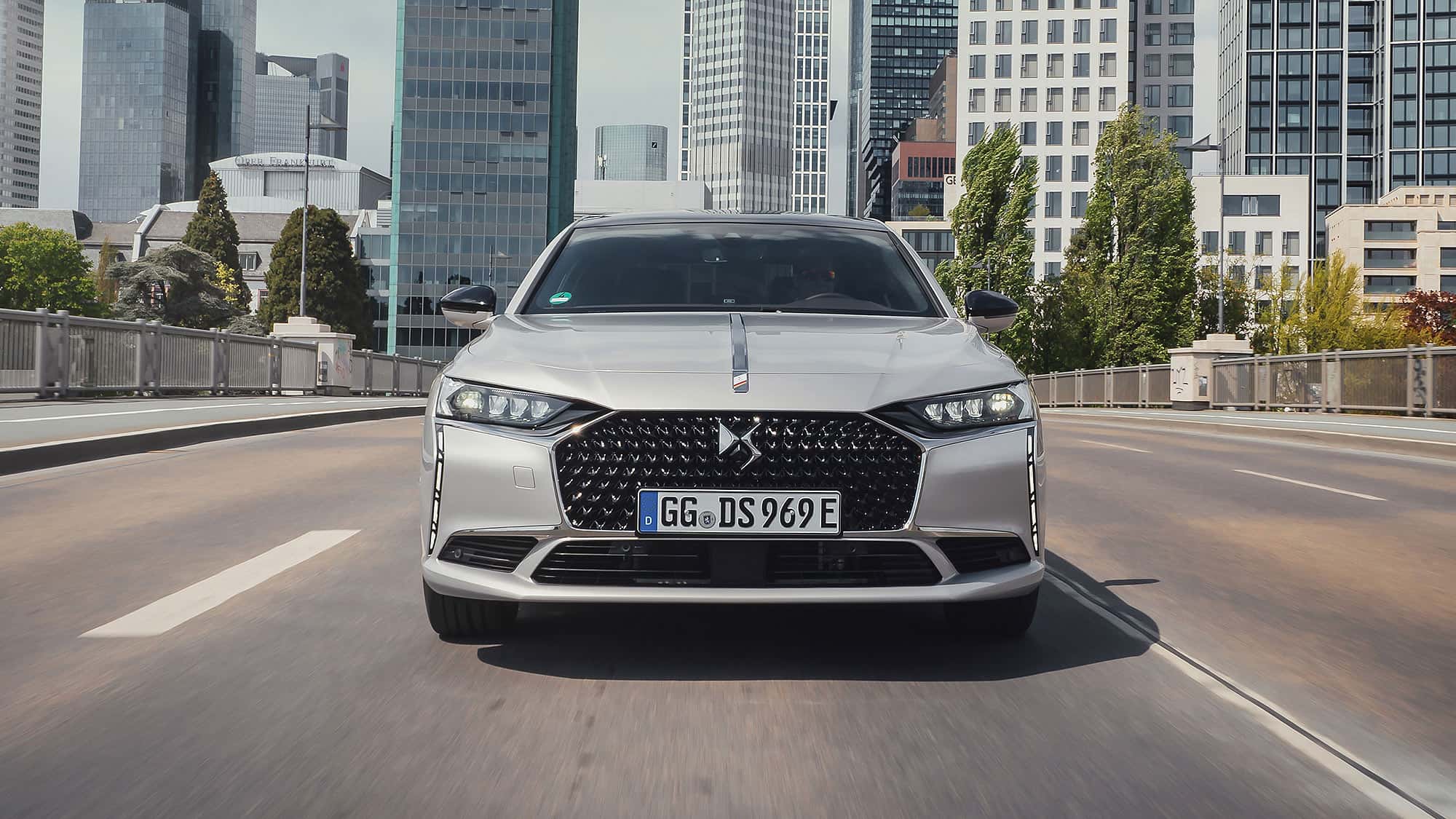 DS 9: Neuer Plug-in-Hybrid mit mehr Reichweite