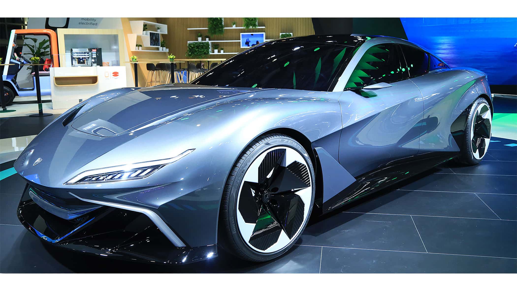 Apollo EVision: Elektro-SUV und Elektro-Limo