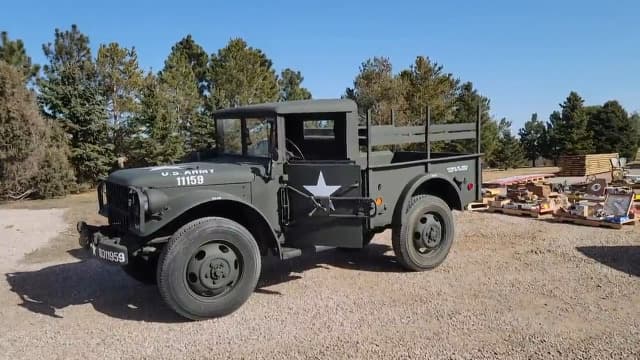 Im Video | 1962 M56 Dodge Powerwagon