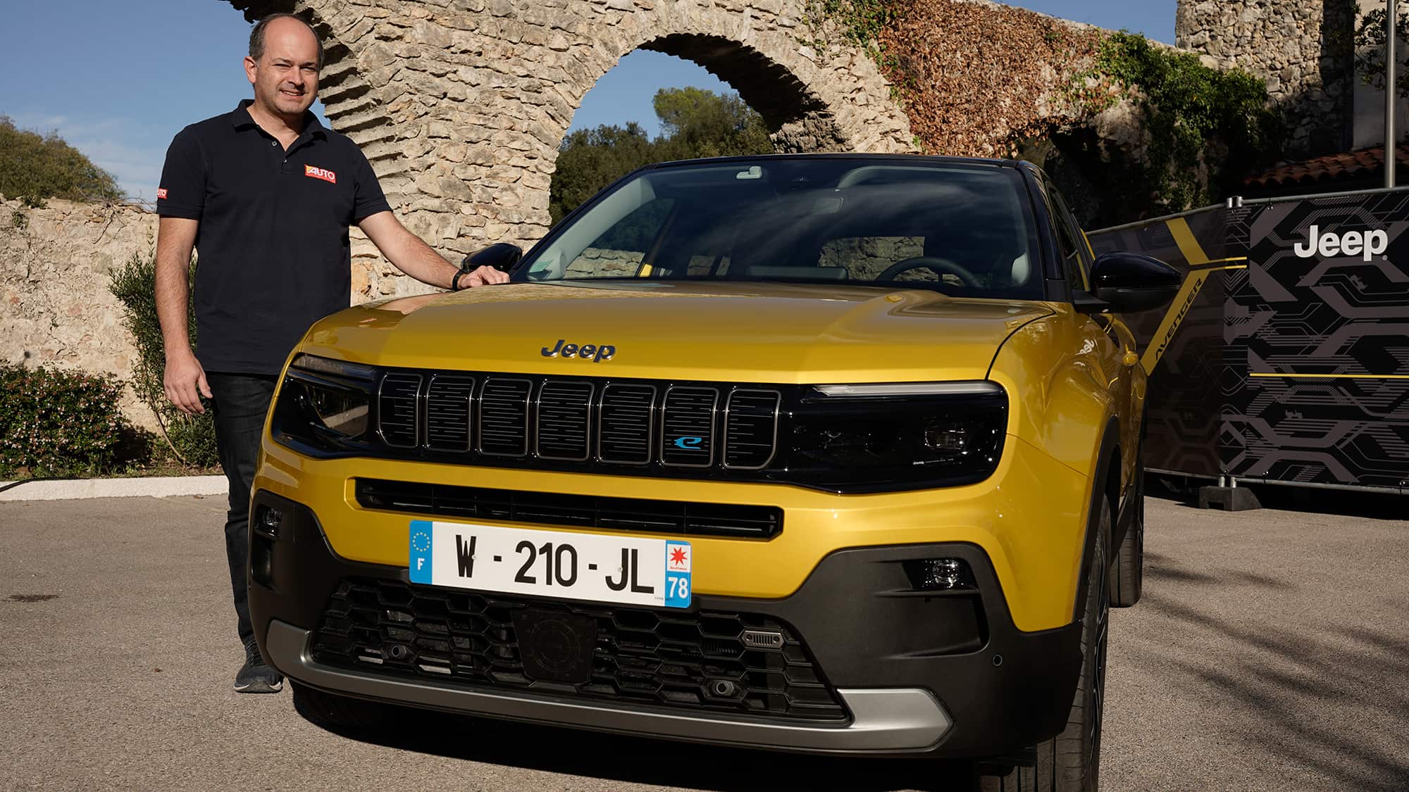 Jeep Avenger: Erste Fahrt im E-Jeep