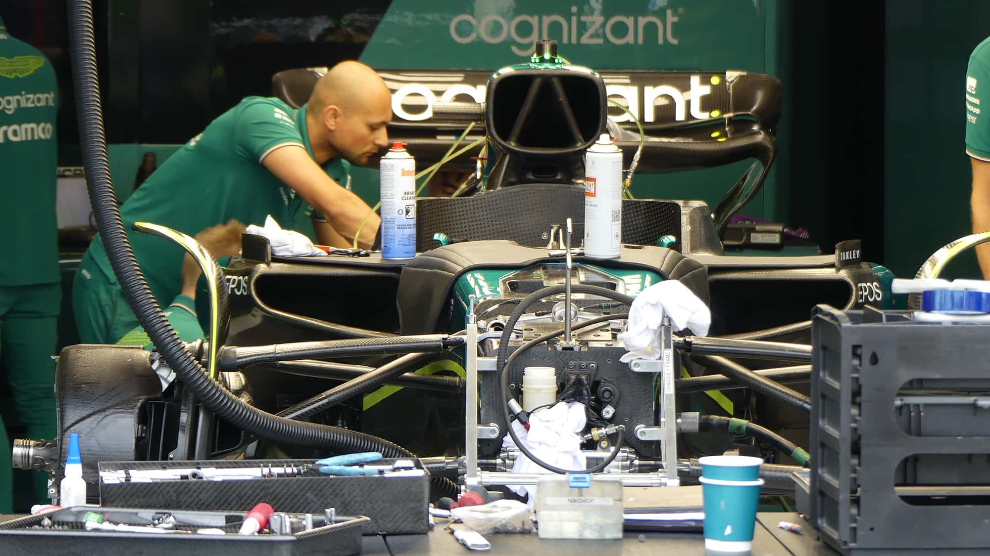 Mercedes und Aston Martin: neue Teile in Zandvoort