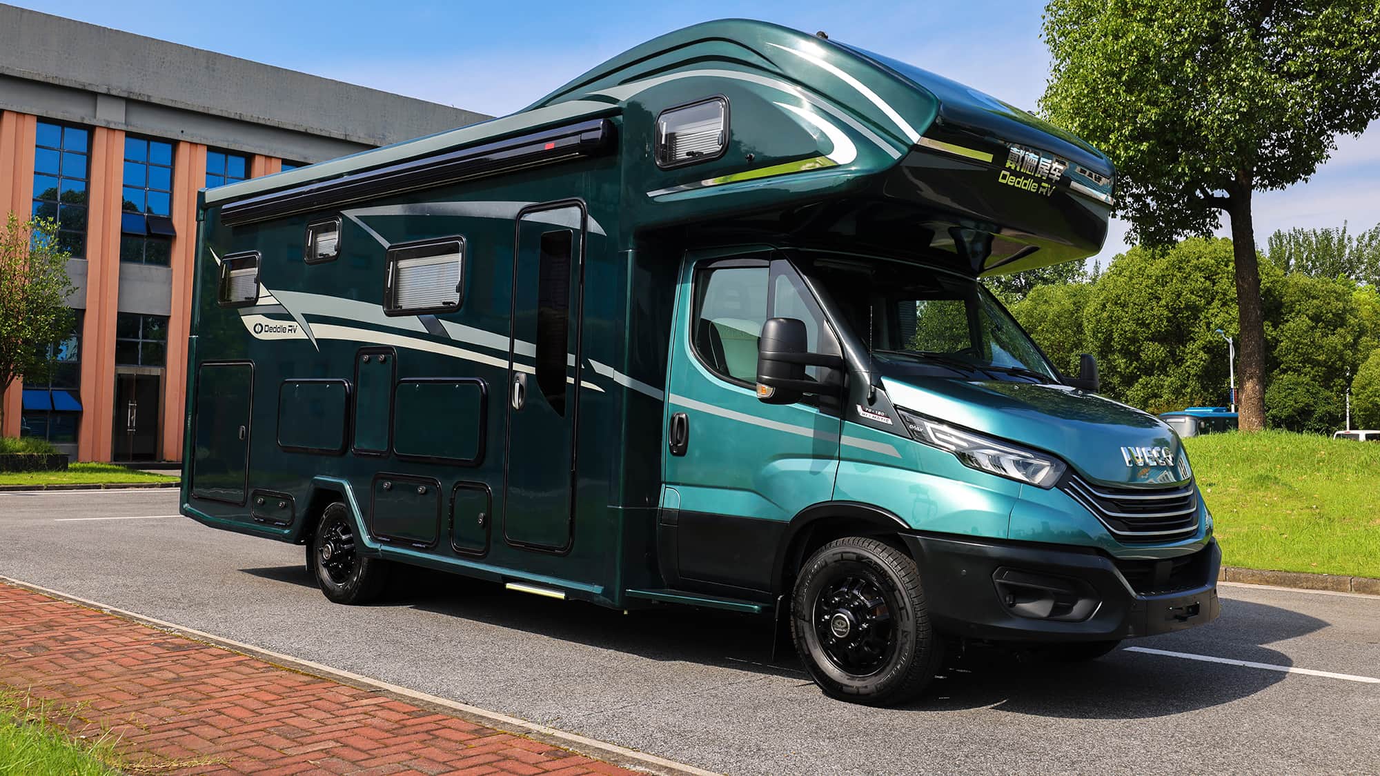 Deddle RV Carbonic Liner 7.8: China-Wohnmobile für Deutschland