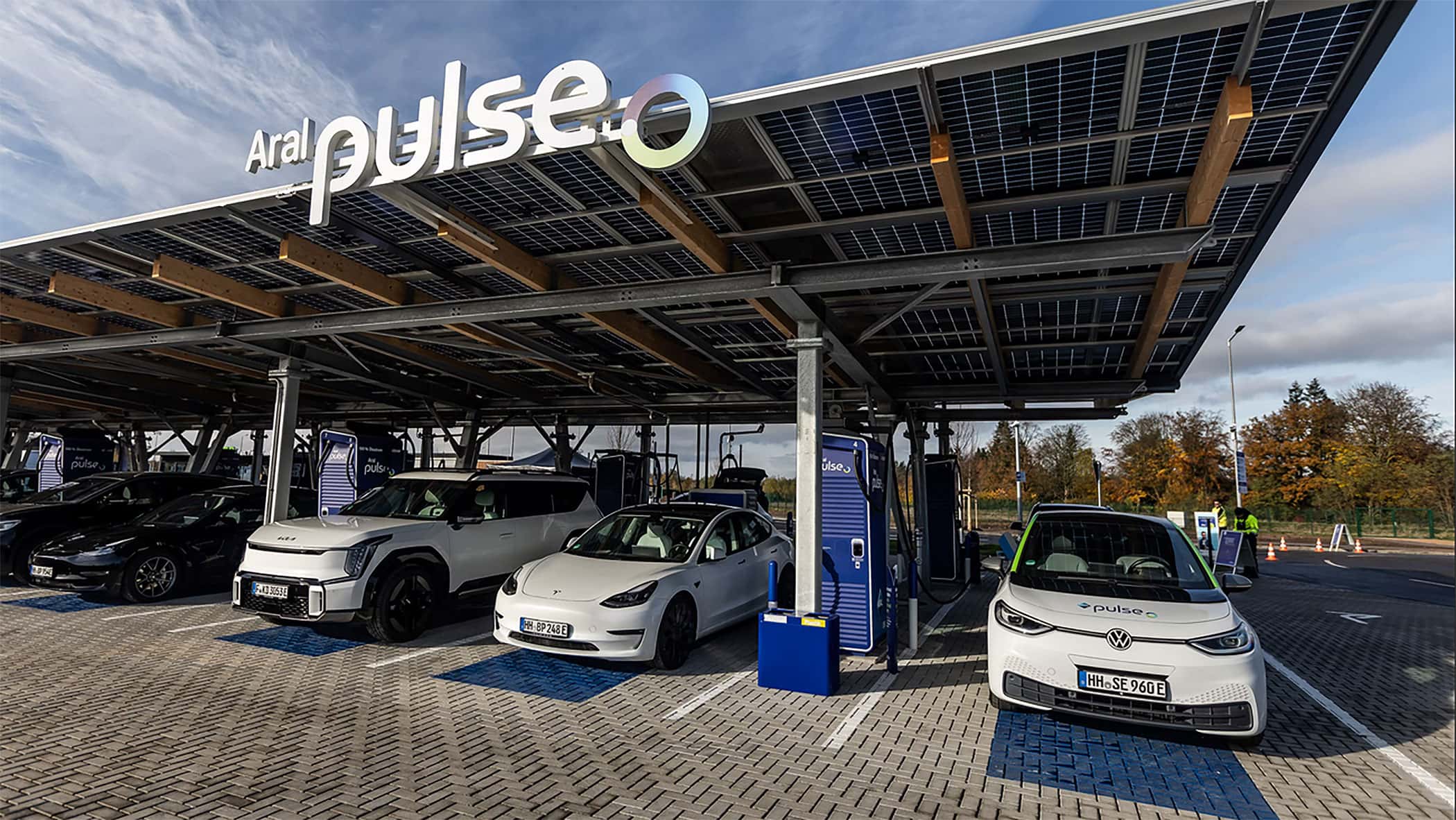 Aral Pulse Ladepark: An dieser Tankstelle fließt kein Sprit