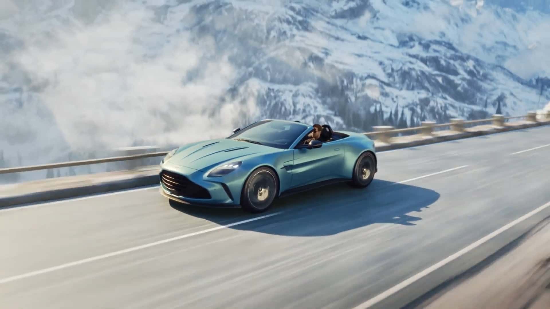 Im Video | Aston Martin Vantage Roadster