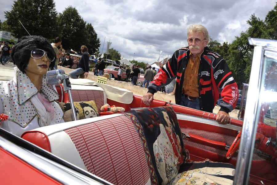 Dieter Rinker zelebriert sich und seinen Chevrolet Impala: Ein Leben ...