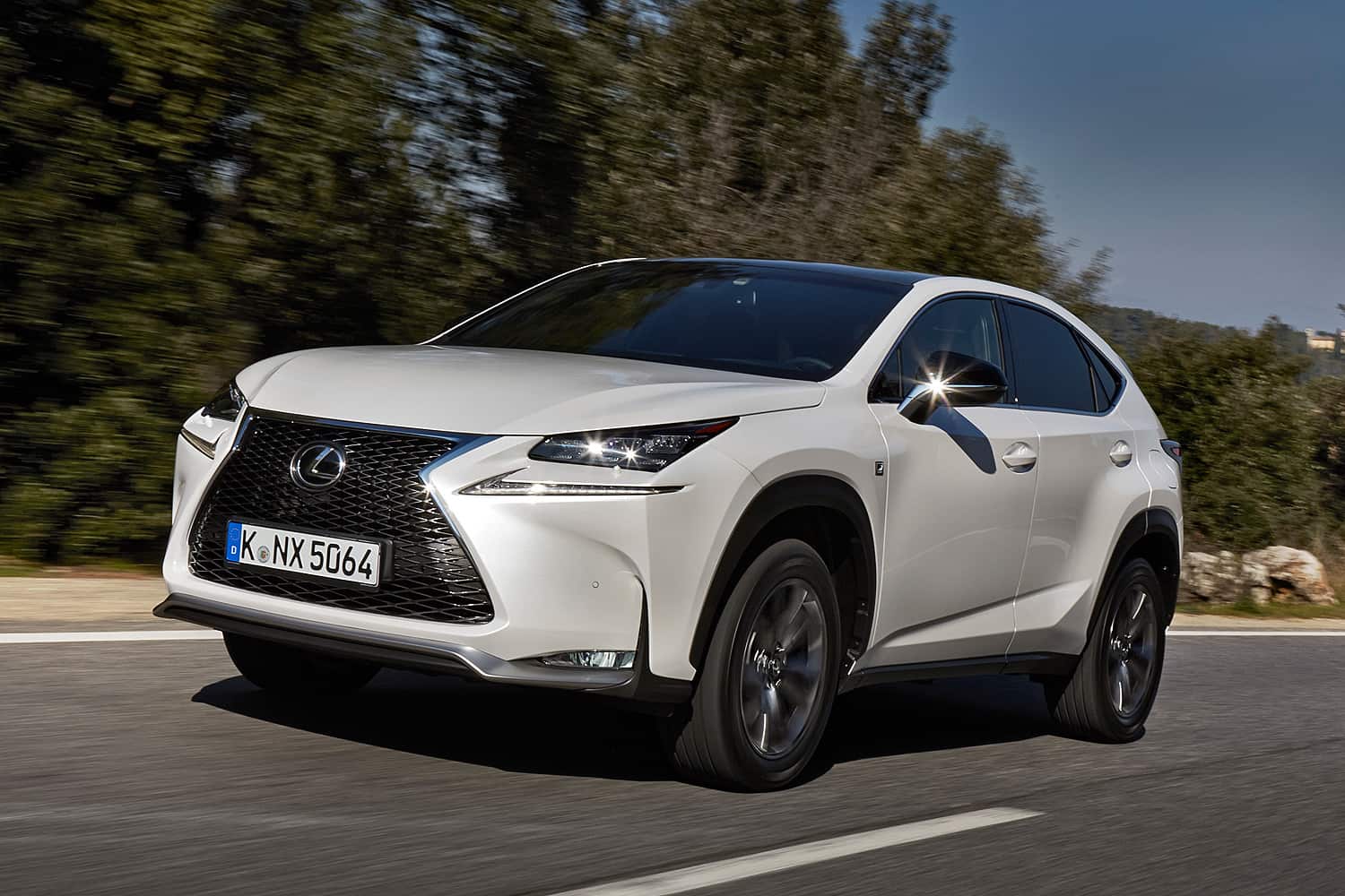 Lexus NX 1. Generation aktuelle Tests & Fahrberichte